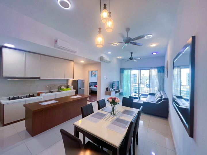 Two-bedroom, Two-bathroom, Comfortable, Spacious, City View Apartment Loft E @ Imago Shopping Mall - Kota Kinabalu
