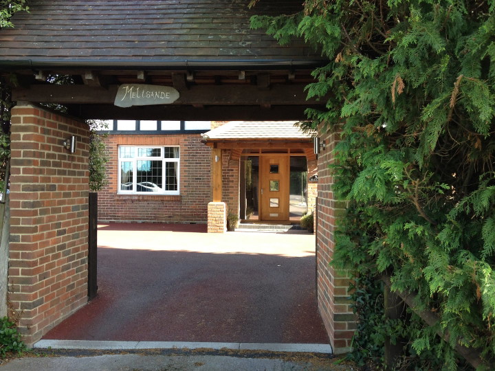 Apartamento De 1 Dormitorio Con Patio Privado. - Southampton