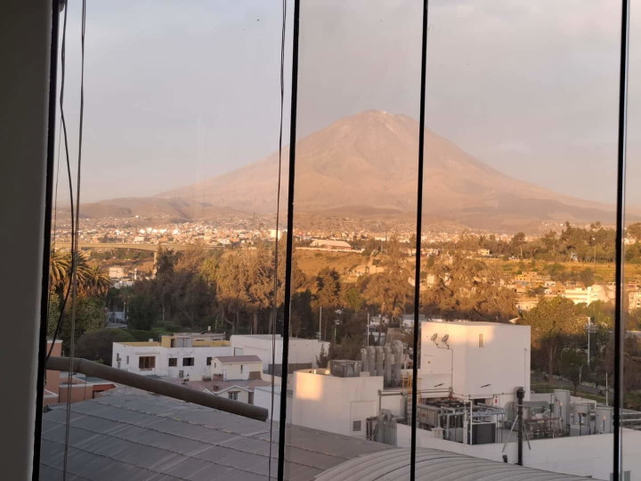 Grande Vue, Ambiance Chaleureuse, Sûr Et Central. - Arequipa