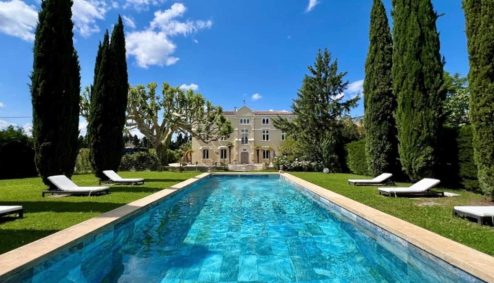 Château 18e Siècle Avec Piscine - L'Isle-sur-la-Sorgue