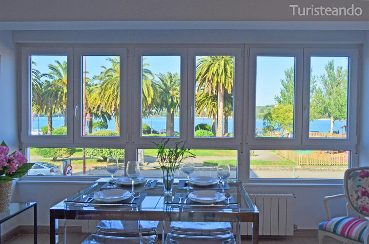 Mar Del Norte Apartment: Central And With Views - San Vicente de la Barquera