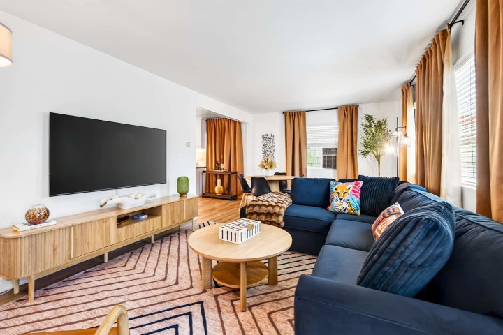 Furnished 3b/2b Home (Insurance/corporate Stays) - Hawthorne, CA