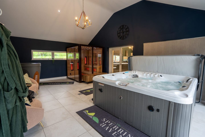 Sperrin Haven Hottub, Infrared Sauna & Ice Bath - County Donegal, Ireland