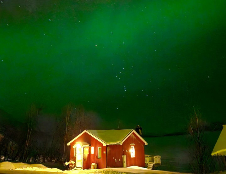 Lakeside Cabin With Private Beach & Aurora - Norway