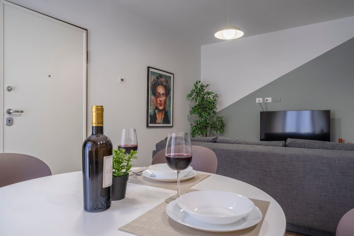 Elegant Apartment With Large Furnished Balcony - Civitanova Marche