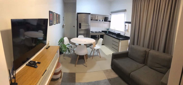 Single-storey Nashville House With Air Conditioning Near Hospital. - Franca