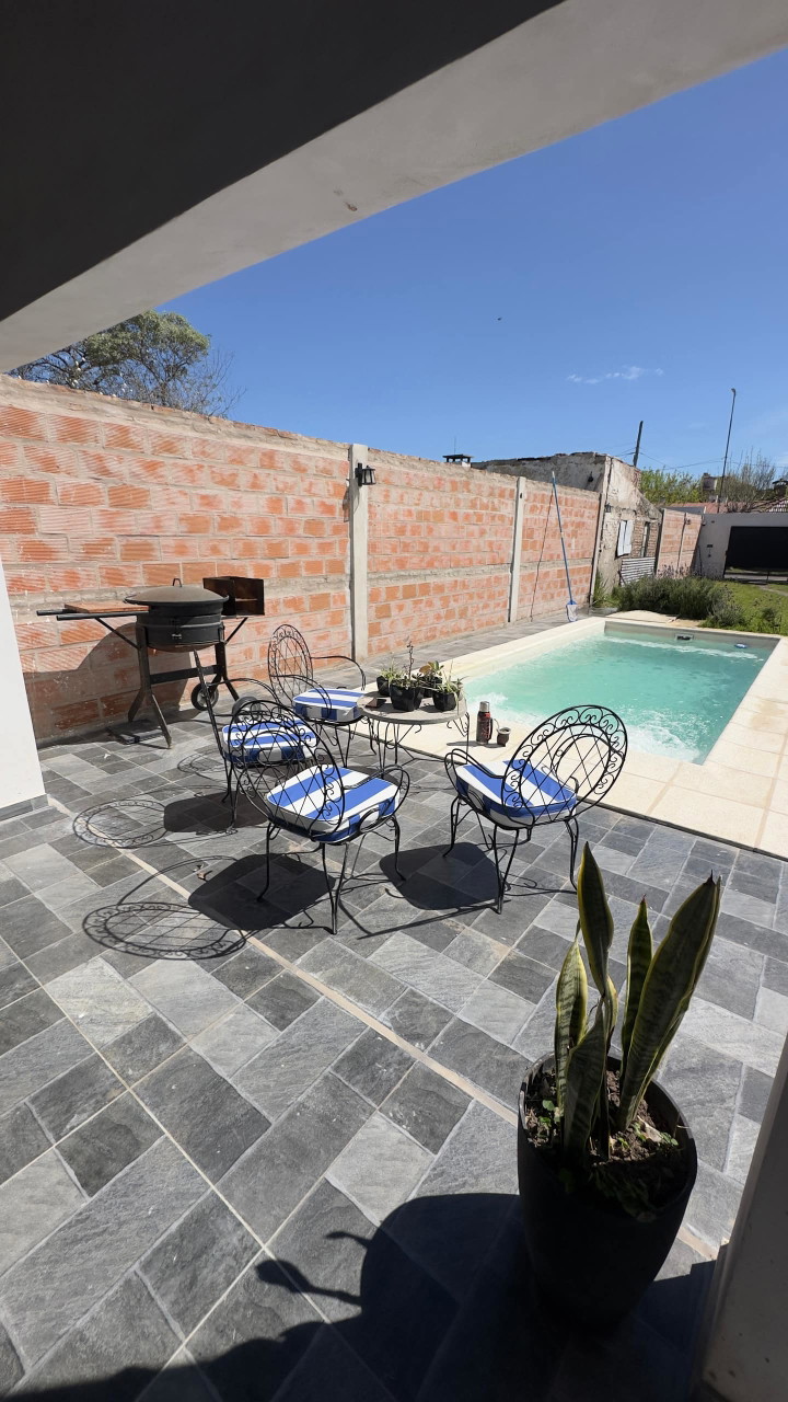 Casa Con Pileta A 2 Cuadras Del Corsodromo - Gualeguay