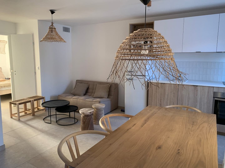 Beautiful Air-conditioned 2-bedroom Apartment, A Stone's Throw From The Beach/centre - Saintes-Maries-de-la-Mer