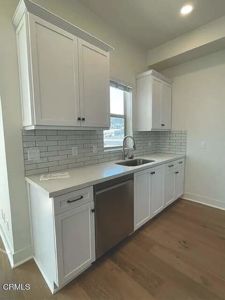 Midtown Ventura Condo - Ventura, CA