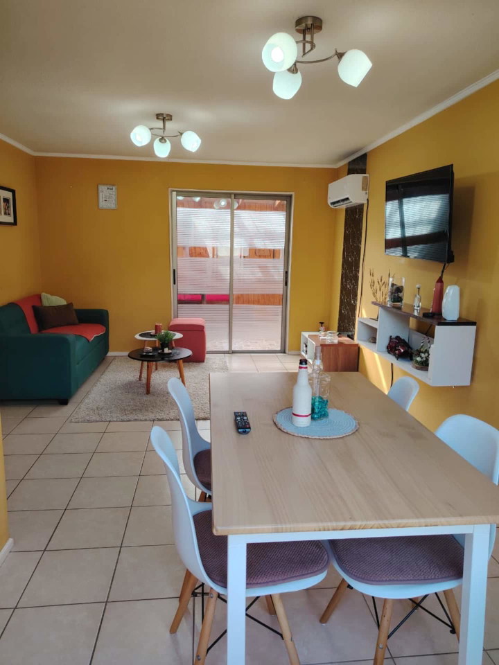 Casa Familiar Con Quincho Cerrado Y Privado. - Penco