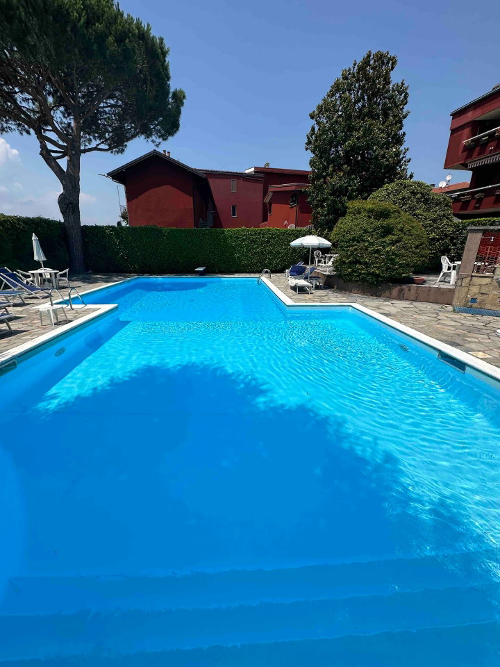 Apartment With Swimming Pool - Lake Maggiore