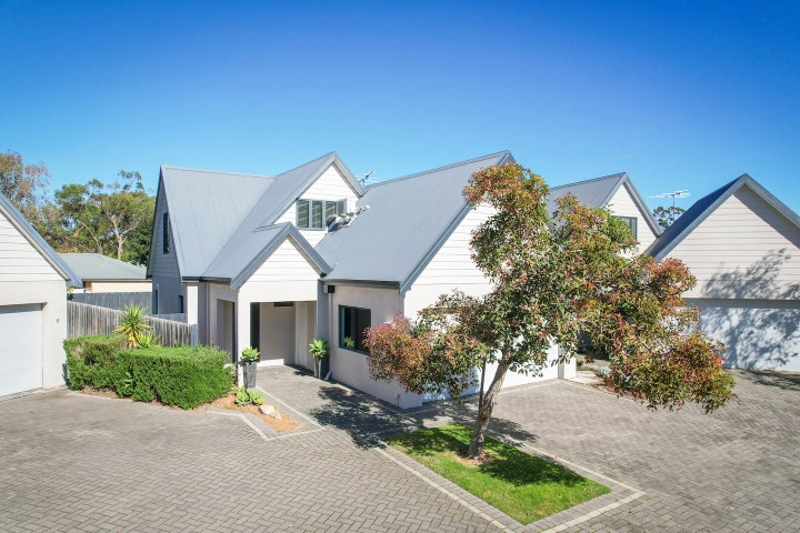 'Dunsborough's Doorstep' Townhouse Great Location - Dunsborough