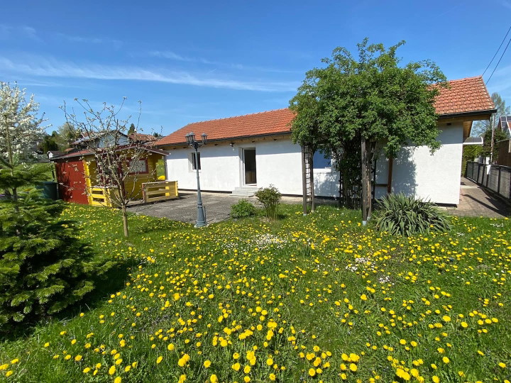 Liebevolles Häuschen Mit Terrasse Und Garten - Dorfen
