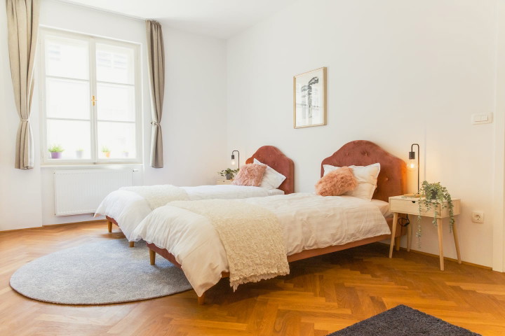 Elegant Apt In City Center + Free Private Garage - Ljubljana