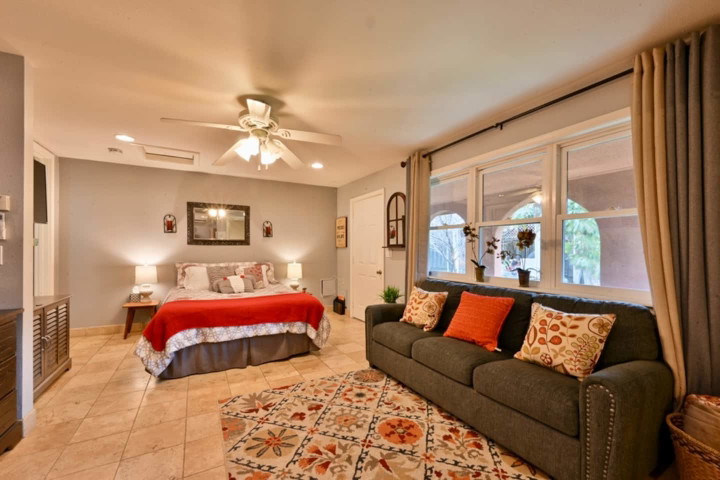 Cozy Air-conditioned Garden House - Santa Clara, CA