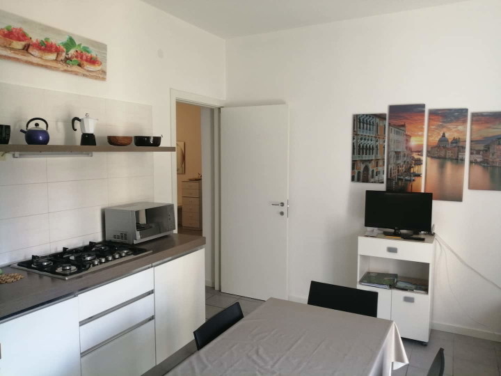 Mestre Venice Flat
Cin: It027042c2j5wbslvu - Venecia