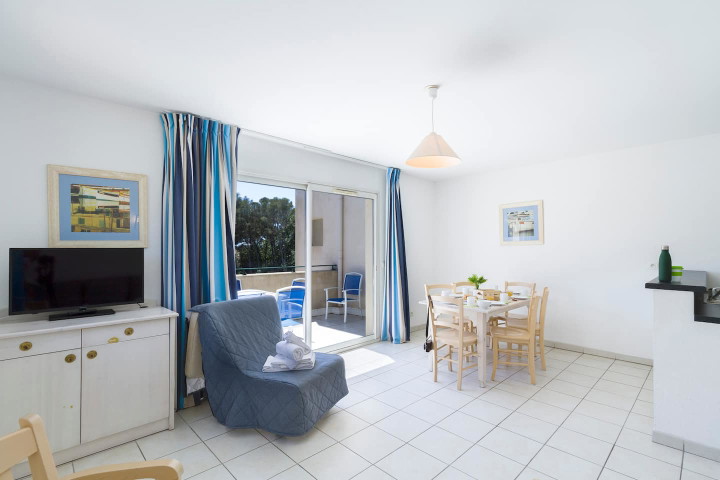 Appartement T2 Cabine 7 Personnes Proche De La Mer - Sanary-sur-Mer
