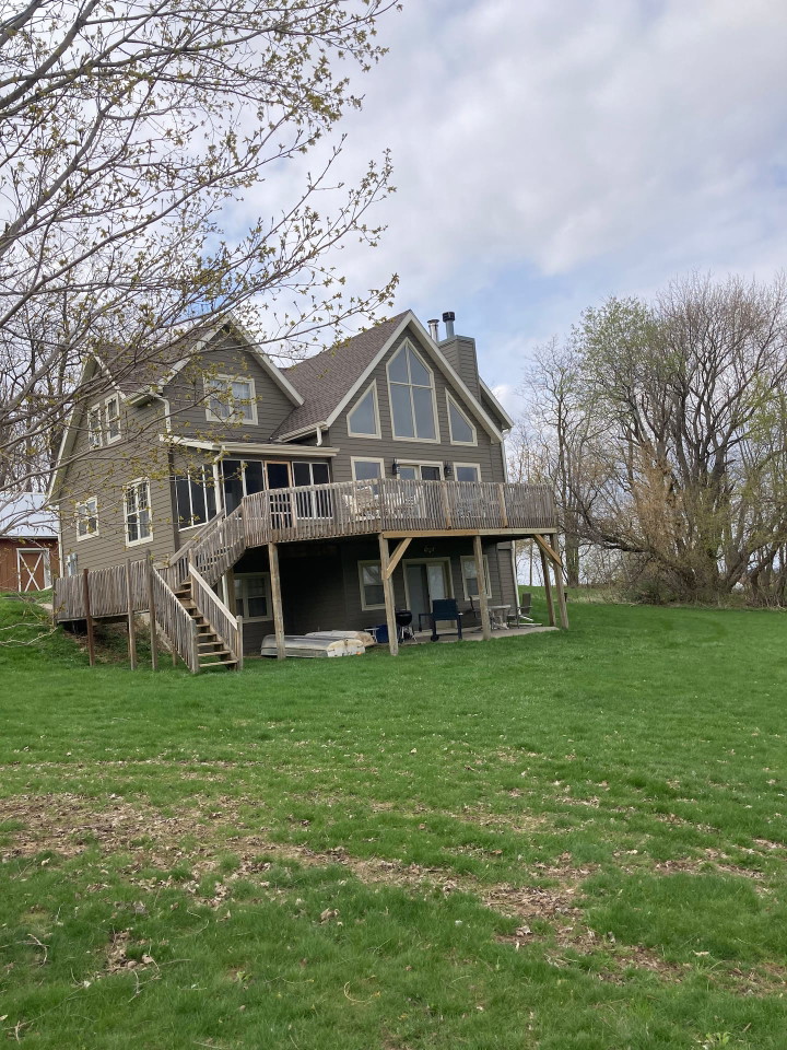 Unique Timber Frame Home In Baraboo Bluffs Area - Baraboo, WI