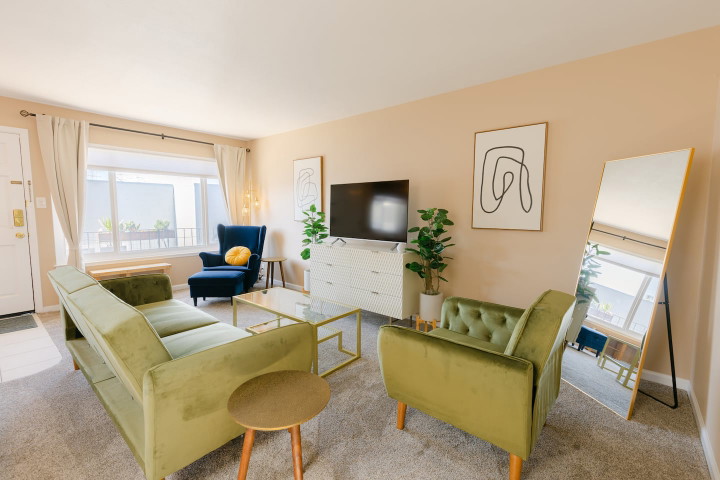 Cozy Apartment & King Bed Near Downtown Burlingame - San Mateo, CA