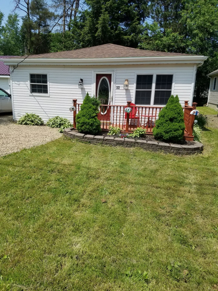 The Cove, Cozy Cottage By Edinboro Lake - Edinboro, PA