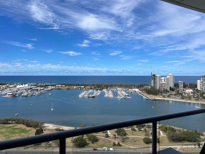 Superb Views Southport - Free Car Parking! - South Stradbroke Island