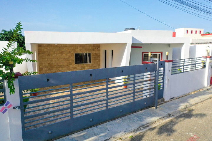 Ocean View Family Home, A/c & Terrace - Puerto Plata
