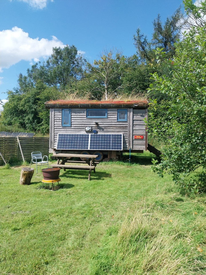The Willow Ecopod - Derbyshire