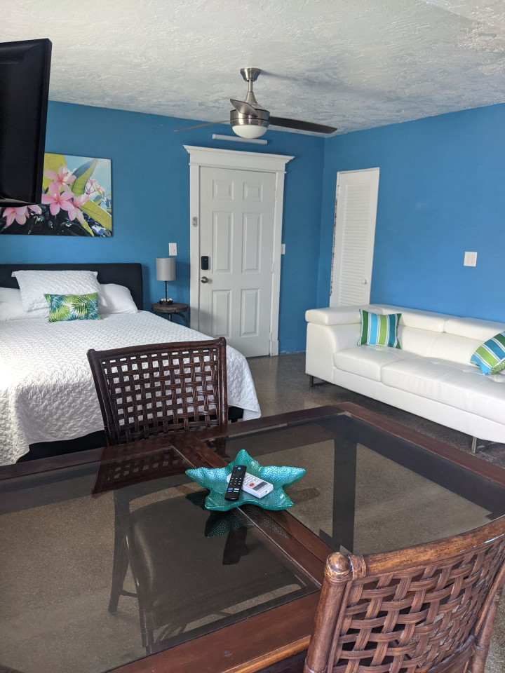 Jojo's Surf Shack-no Clean Fee! - Cape Canaveral, FL