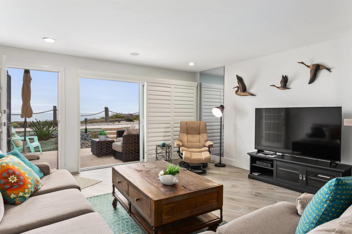 Sea Gem-luxury Oceanfront Solana Beach Vacation Re - San Marcos, CA