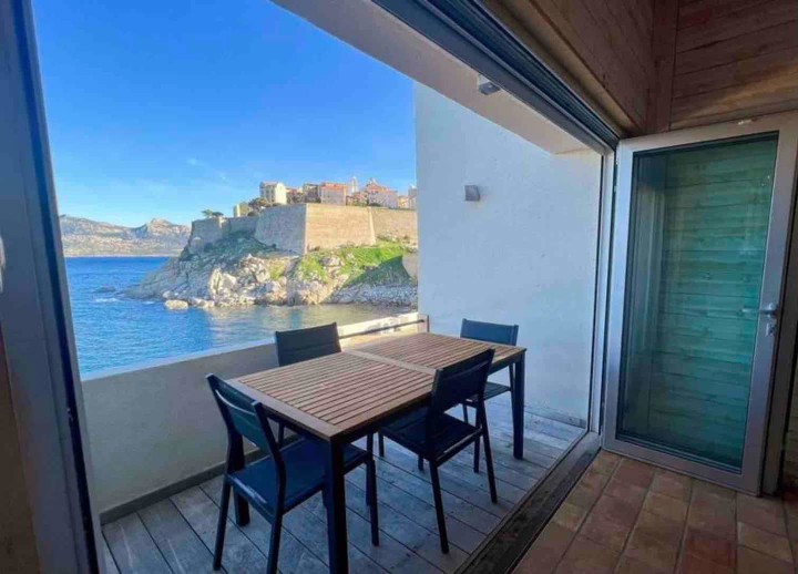 Studio Pieds Dans Leau. Vue Mer - Calvi