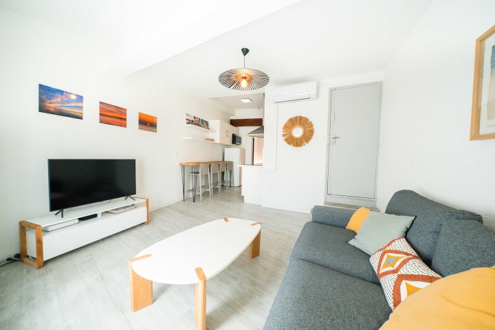 "Le Lucia" Beautiful 2-bedroom, Air-conditioned, Historic Center, Comedy - Montpellier