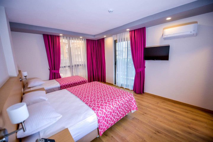 Hotel Deri̇n Ma - Side