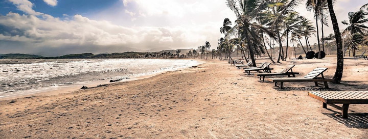 Tranquility Facing The Sea - Panamá