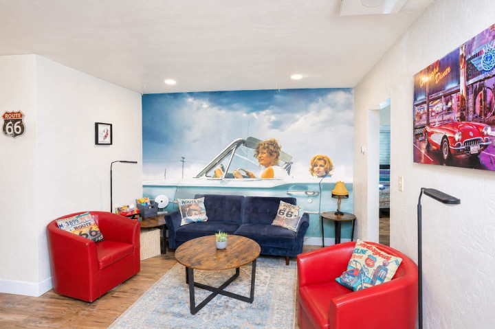 Route 66 Bodacious Bungalow · Fenced Yard · 4 Tvs - Williams, AZ