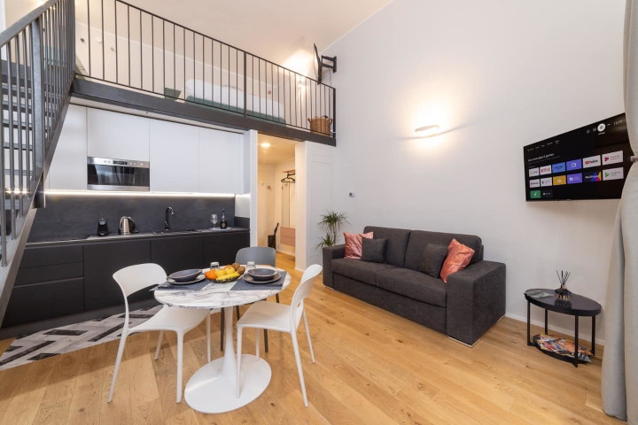 Apartment In A Historic Residence - Genoa