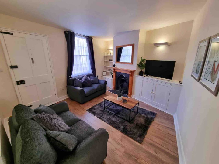 Exceptional City Centre Period Cottage - Canterbury