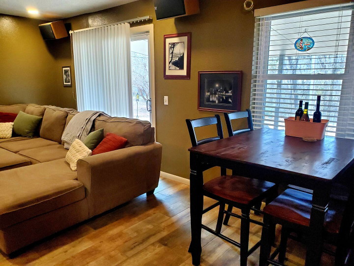 Edgewood Home From Home. 3 Bedroom 2 Bath - Edmond, OK