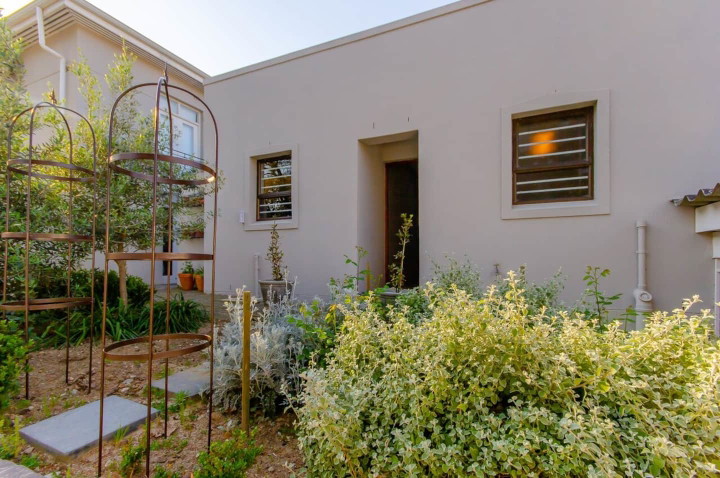 1 A On High, Paarl Apartment - Paarl