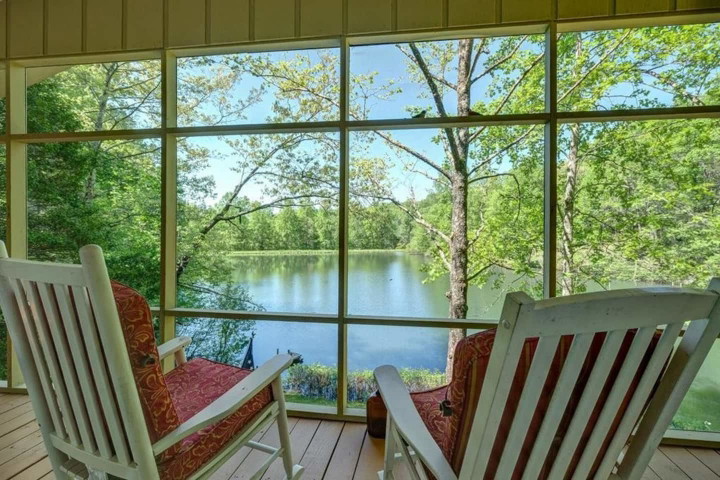 Waterfront 3 Bedroom Cottage In The Woods. - Murphy, NC