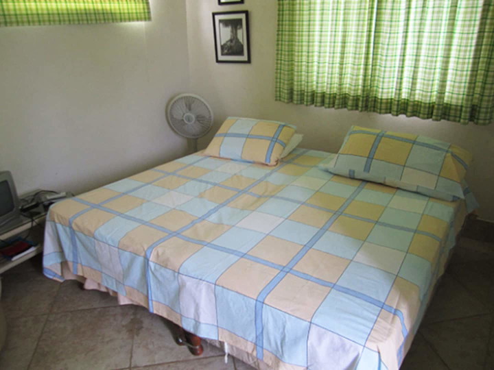 Attractive Studio Apartment Near Oistins - Barbados
