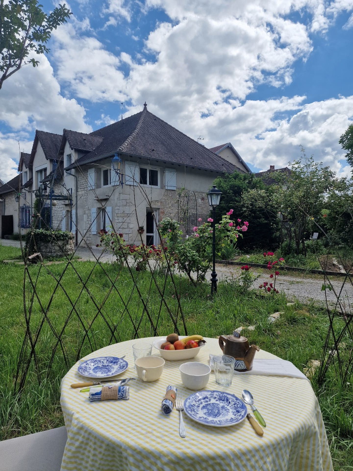Le Nid Du Clos - Arc-et-Senans