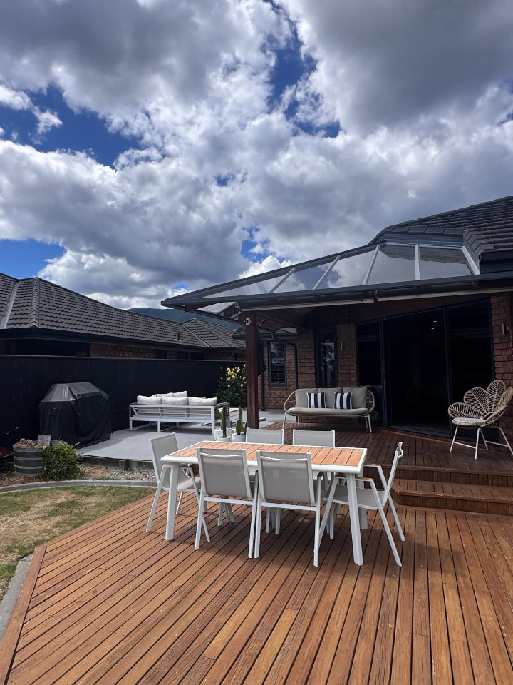 Large 4 Bedroom With Loads Of Space For The Family - Richmond