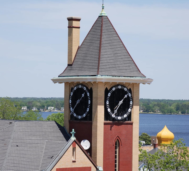 Clock Tower View Condo-2 Bedroom - New Bern, NC