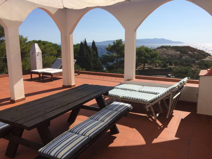 First Floor In A Villa By The Sea With A Tennis Court - Isola del Giglio
