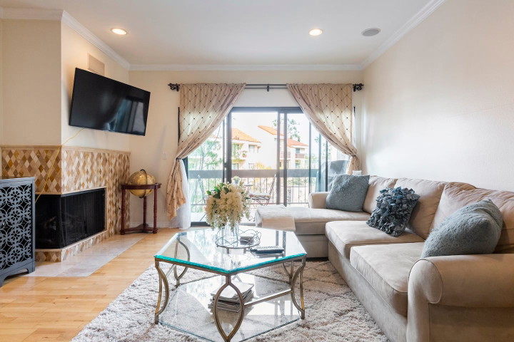Skip The Hotel! Your Stylish Los Angeles Retreat For Extended Stay! - Manhattan Beach, CA