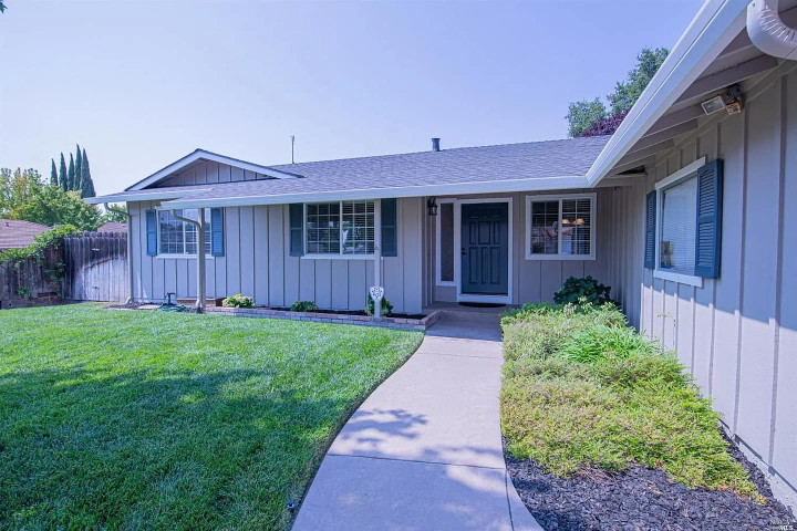 Cottage By The Vines - Fairfield, CA