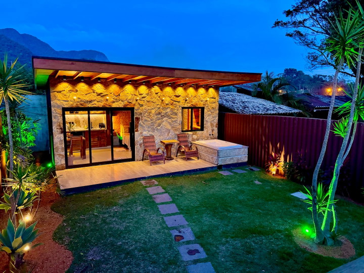 Stone House Maresias (Pet Friendly) - São Sebastião