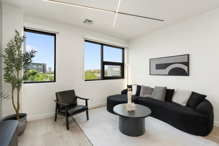 Maison Moderne Du Desert | King Bed - Downtown - Phoenix, AZ
