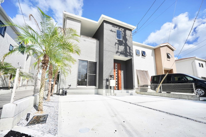 ㉓ [Near Ishikawa Ic] Ideal Base For Sightseeing! Accommodation Where You Can Stay Like A Local | For Up To 10 Guests - Okinawa