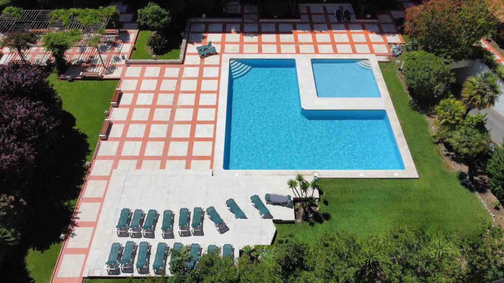 Spacious 2br W/ Pool Ideal For Families - Cascais